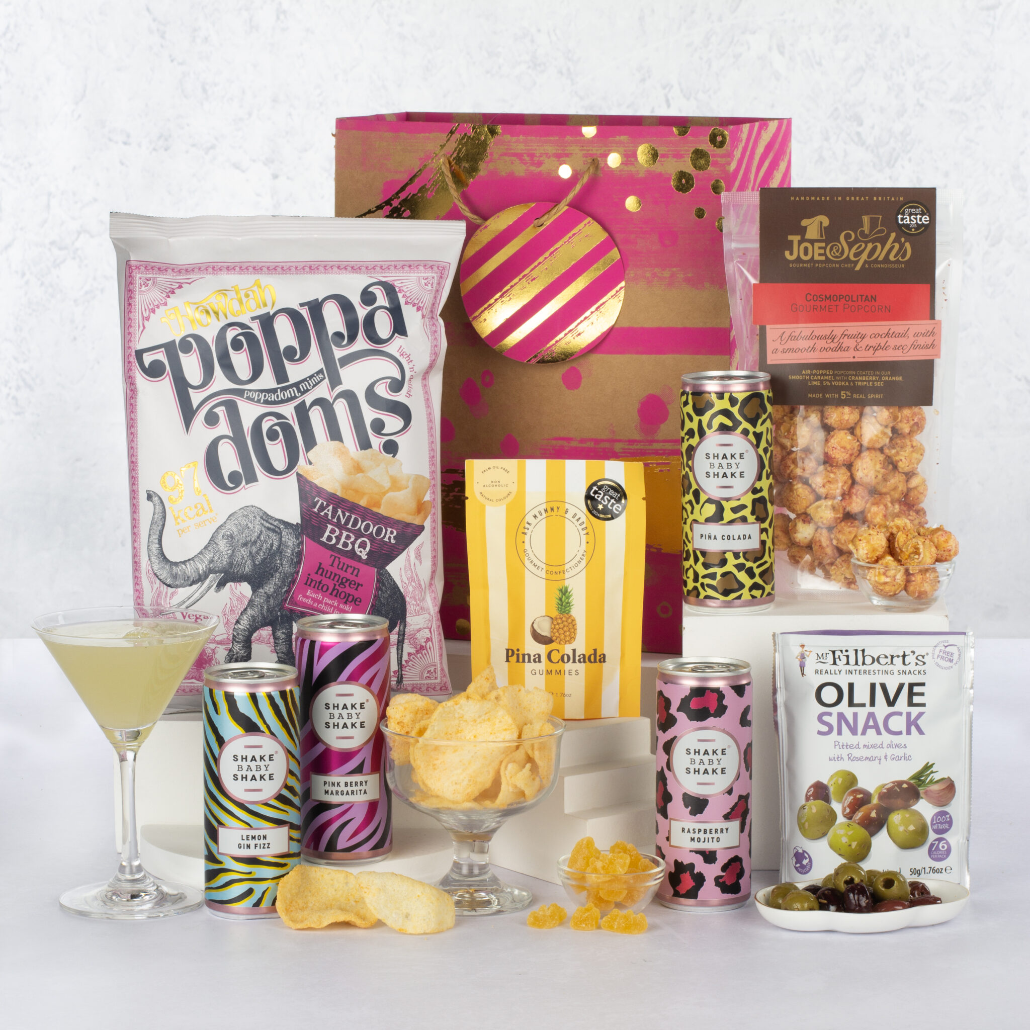 Cocktail Lovers Gift Bag| Cocktails and snacks